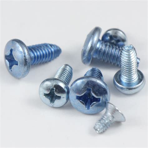 High Performance Triangular Tooth Screw