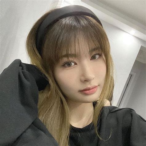 Zhang Luofei Girl Kpop Girls Kpop