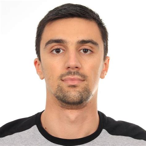 Ledjon Caushaj Nachhilfelehrer Aus Hamburg