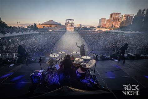 Mister Misery с нов сингъл чуйте Welcome Insanity