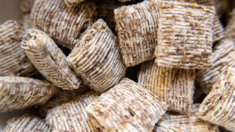 Avoid Buying Kelloggs Frosted Mini Wheats And Lucky Charms If Youre Vegan