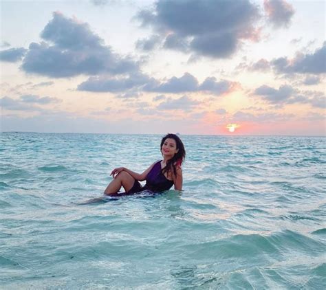 Adaa Khans Sexy Photoshoot