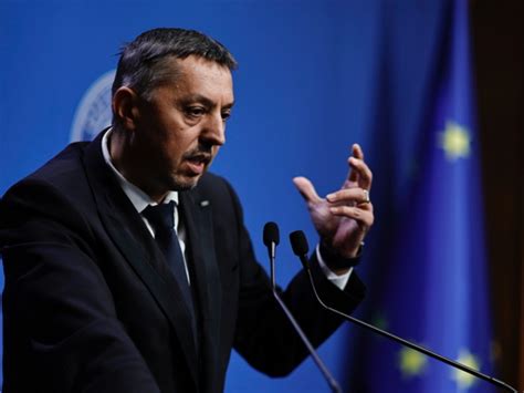 Revista Presei Cu Anton Kovacs 23 12 2025 Info Timișoara