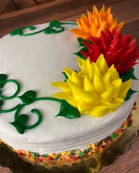 Fall Mum Cake Duke Bakery Local Bakery Since 1951