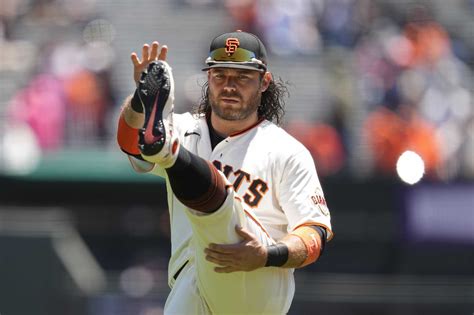 How Giants Brandon Crawford Feels About Future After More Knee Issues