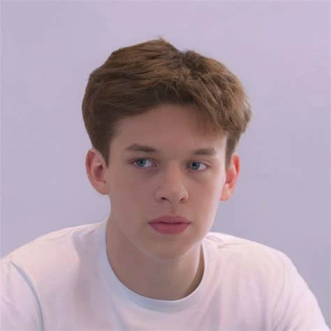 Noah Larsson Youtube