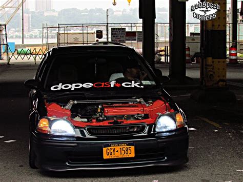 97 Honda Civic Si With Unique Engine Setup Black Car With Red Engine