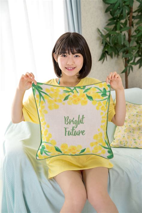 Minisukatv Risa Sawamura Limited Gallery 64 Photograph V2ph