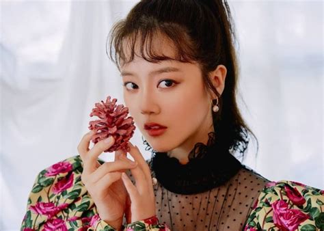 Shin Go Eun Picture 신고은 Hancinema