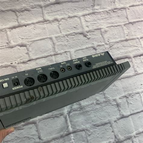Alesis Mmt 8 Multi Track Midi Recorder Sequencer Evolution Music