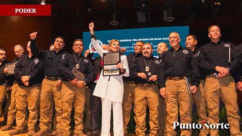 Se Jubilan Los Primeros Agentes De La Fiscalía General De Baja