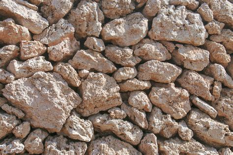 Dinding Pasangan Bata Dengan Batu Kapur Foto Stok Unduh Gambar Sekarang Alam Arkeologi