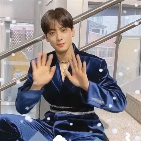 원빈 뺨치는데”차은우 최근 근황 ‘원조 만찢남 비주얼 화제 브릿지경제