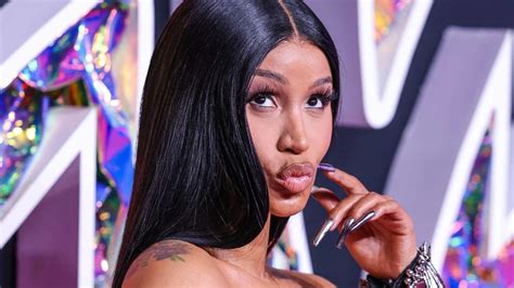 Cardi B Stuns Fans By Revealing How Much She Made In A Single Night As