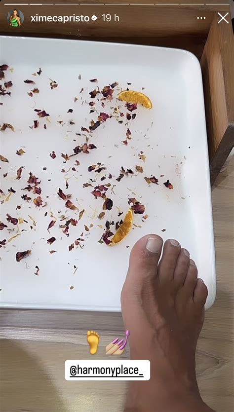 Ximena Capristos Feet