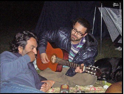 پاره‌سنگ دومی که یغما گلرویی پرتاب کرد عکس مشرق نیوز