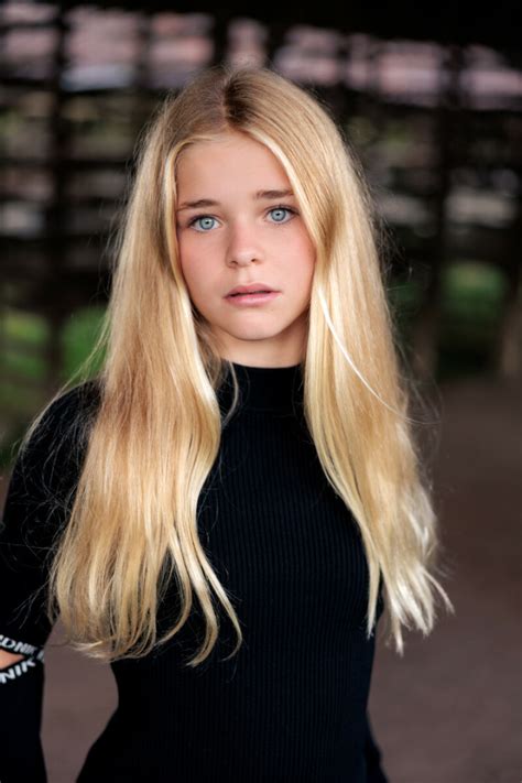 Zaza Casting Model Roos 21435 Zaza Casting Model Roos 21435