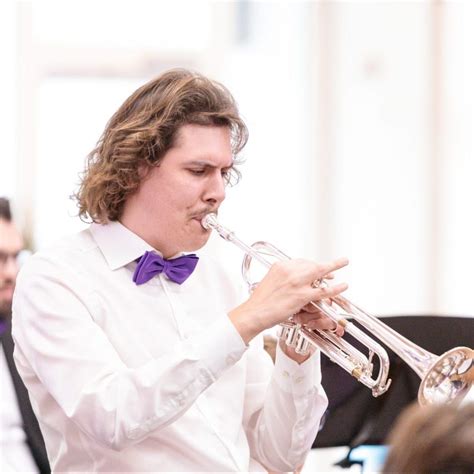 Over Mij Levi Baruch Capturing Creativity