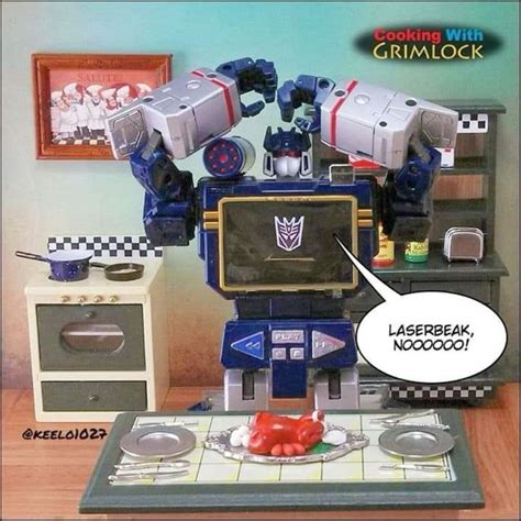 Pin By Oliver Evergloff On Sci Finds 👽🚀 Transformers Comic