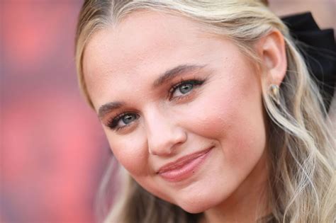Madison Iseman Annabelle Comes Home Premiere In Westwood • Celebmafia