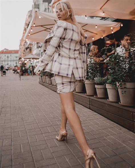 Roxolana Syrotas Feet