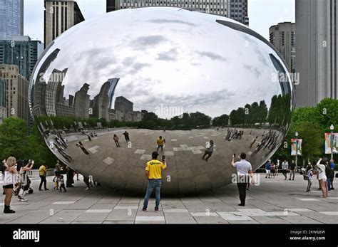Sculpture By British Artist Anish Kapoor Cloud Gate In Millennium Park