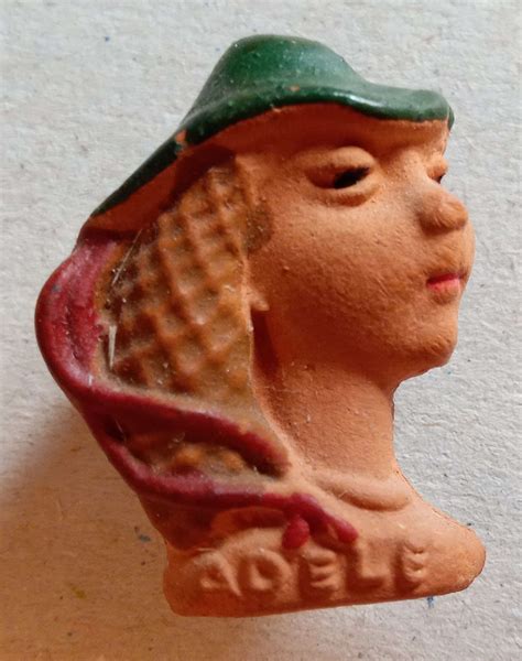 Abzeichen Kriegswinterhilfswerk Adele Sammlung Wilhelm Busch Land