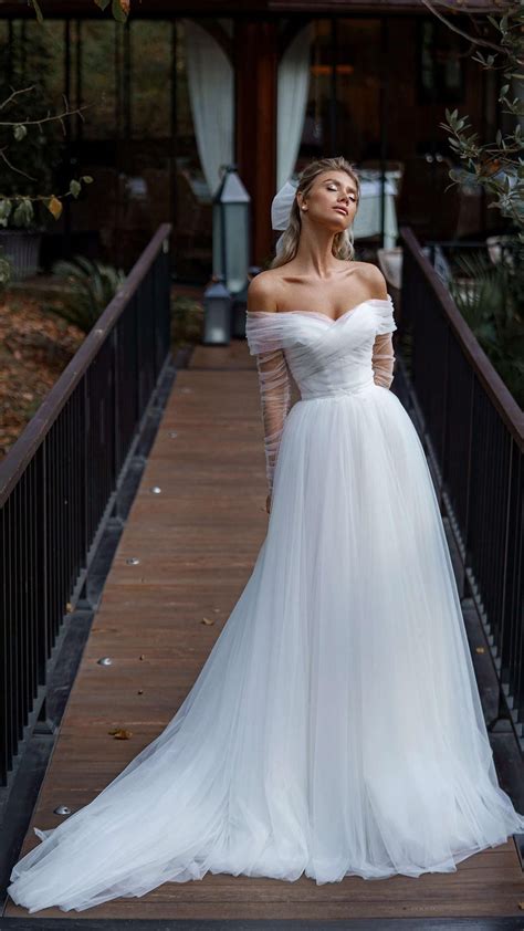 Simple Long Sleeve Wedding Dresses Gemma Artofit