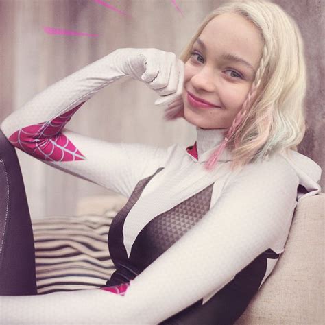 Spider Gwen X Enid Cosplay Icon┊𔘓 Знаменитости Откровенные девушки