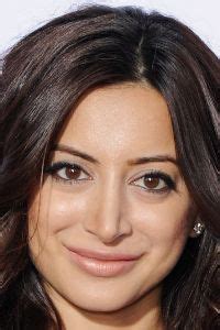 Noureen Dewulf Filmfansite