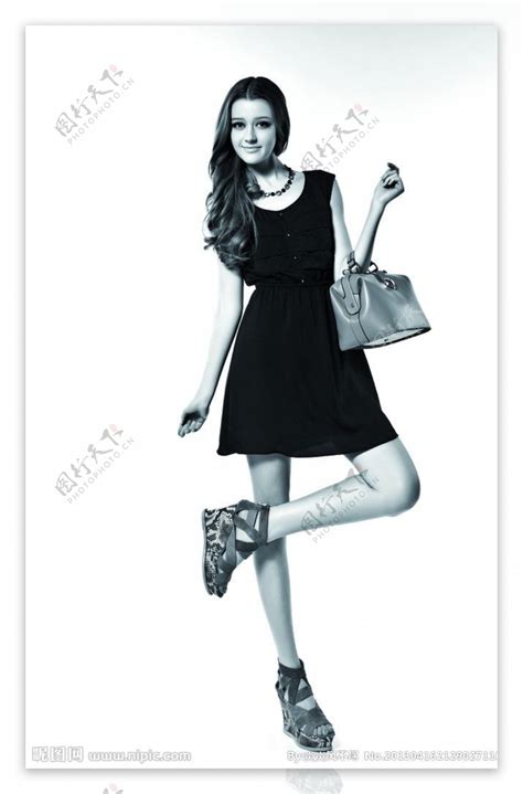 2013百佧丽夏装图片素材 编号14131007 图行天下