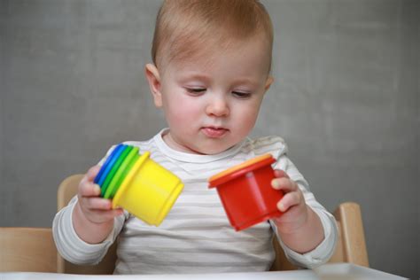 Como Educar Um Bebê De 10 Meses Maternidade Dor