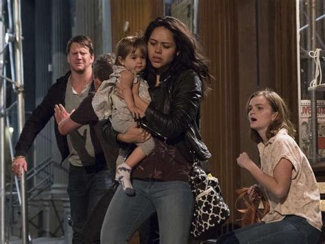 Ray Donovan Ray Donovan Photo Kerris Dorsey Alyssa Diaz Dash Mihok 74 Sur 497 Allociné