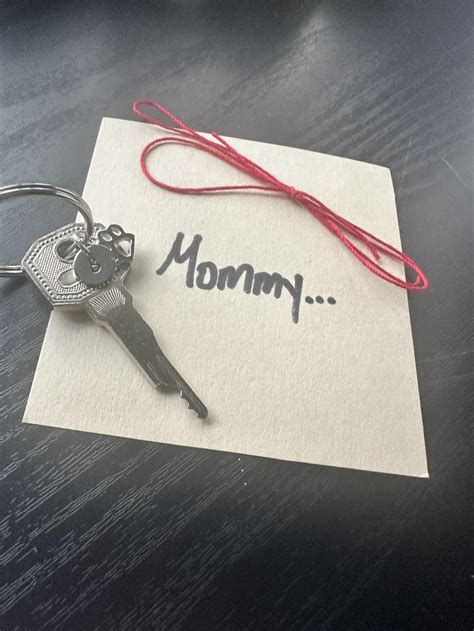 Dominaravie Chastity Keyholder Mistress Mommy Domina Ravies Official