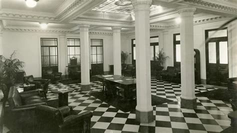 Paseo Del Bajo La Increíble Transformación De Ex Edificio De Editorial