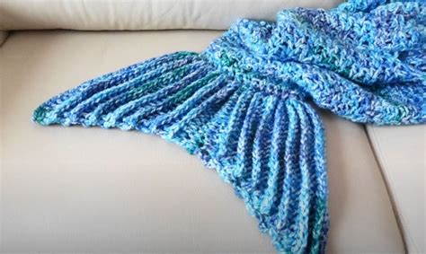 How To Crochet Mermaid Tail Blanket Free Pattern And Tutorial