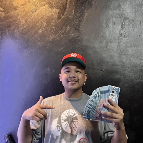 Mark Lester Robel Agra