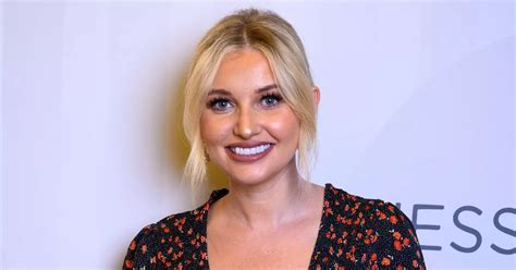 Love Islands Amy Hart Reveals What Happens When Girls When Get Their Period In The Villa