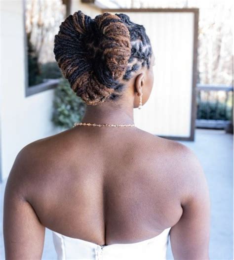 Bridal Loc Updo In 2022 Short Locs Hairstyles Locs Hairstyles Short