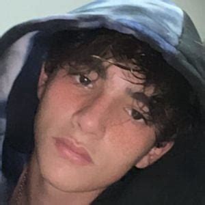 Jose Gonzalez Estrella De Tiktok Edad Familia Biografía Famous