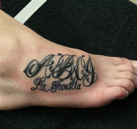 Chicano Style Lettering Tat By 2face Tattoo On Deviantart