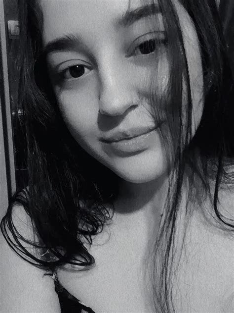 Elindeli Free Live Webcam Show And Xxx Chat Xhamsterlive