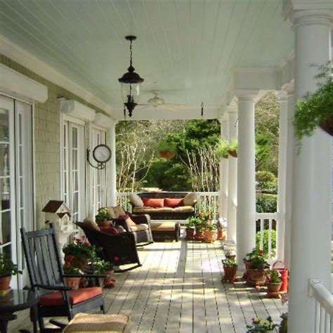 Wrap Around Porch For The Home Pinterest Country Porch House