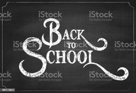 Back To School 분필 손 그림이요 배경기술 교육에 대한 스톡 벡터 아트 및 기타 이미지 교육 복고풍 학교 건물 Istock