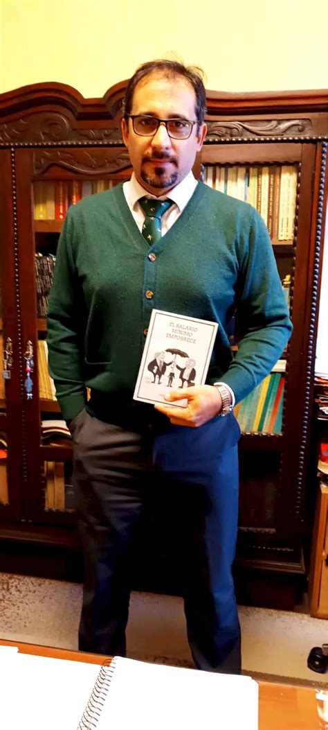 Fernando Doti Presenta Nuevo Libro El Rionegrense Noticias Fray Bentos Diario Digital Rio