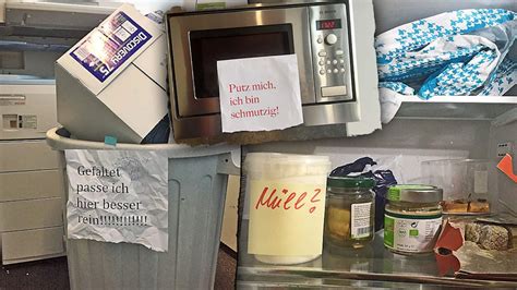 Dreckige Tassen Versiffter Kühlschrank Sind Wir Alle Büroferkel