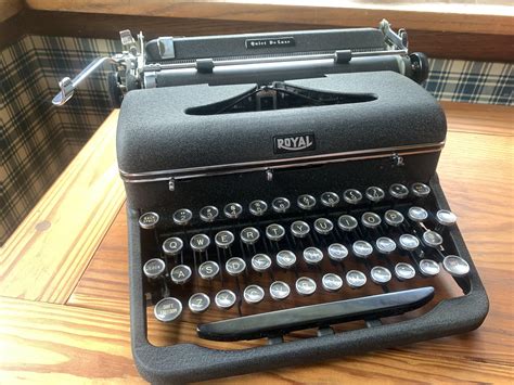 Typewriter What Is It At Harold Olmstead Blog