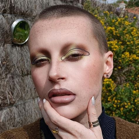 Mint Choc Chip Maquillage Sourcils Se Raser