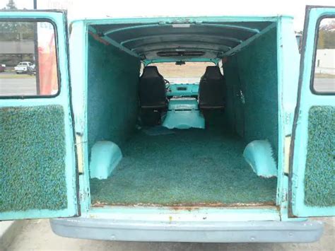 Scooby Doo Mystery Machine Chevy G10 Van 327 V8 4 Barrel Carb Side