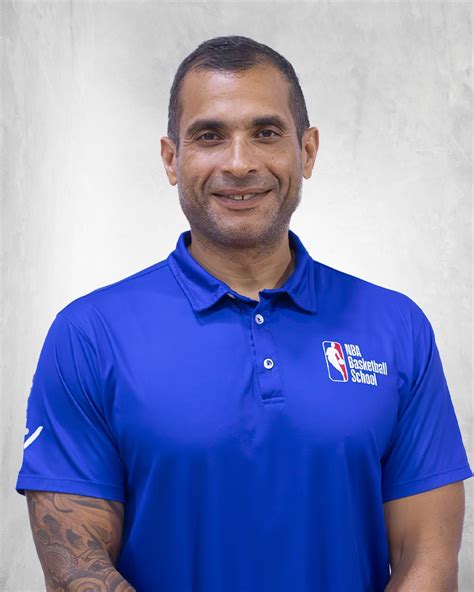 Staff De Coaches Nba Basketball School